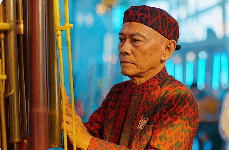 Saung Angklung Musical Maestro Sam Udjo - San Francisco Community Music ...