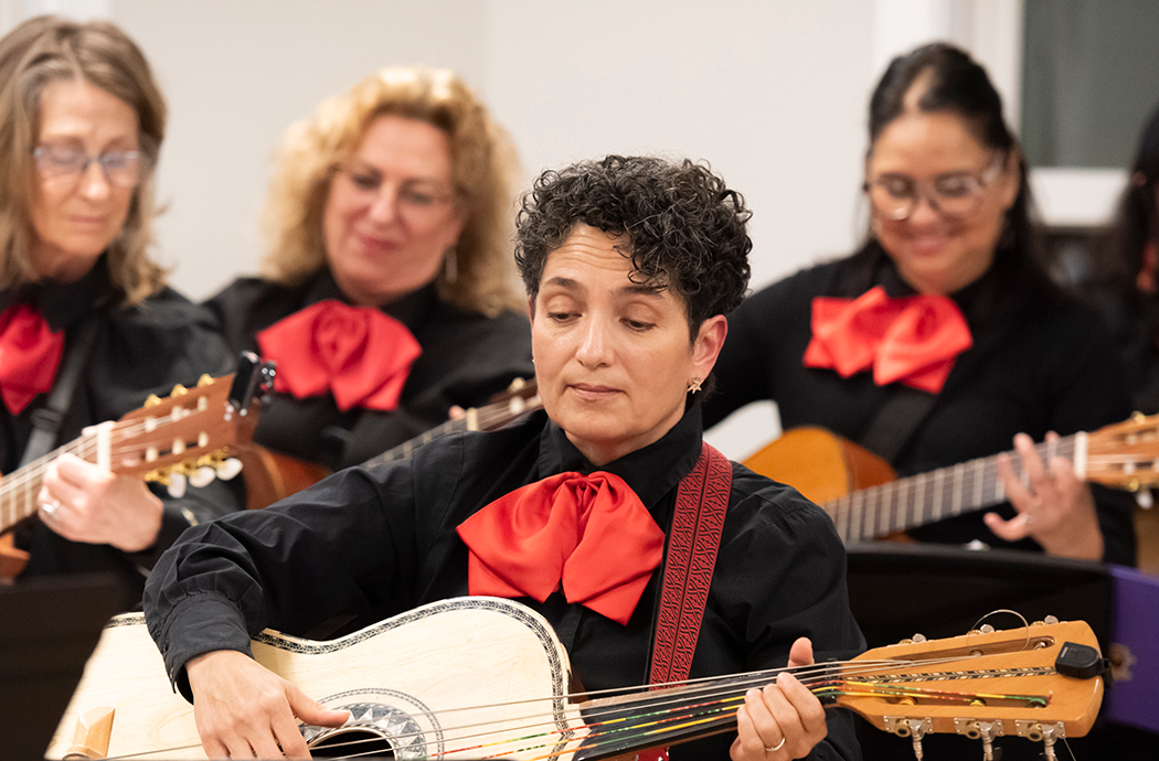 Mariachi Petting Zoo at SF Symphony Día de los Muertos Celebration ...